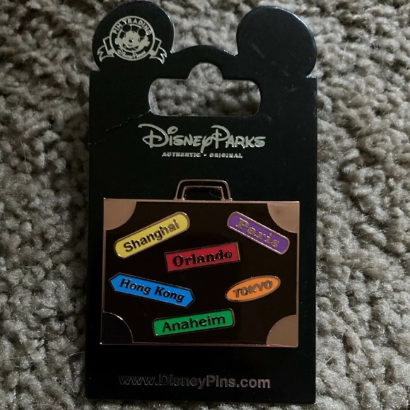 Disney | Jewelry | New Disney Hinged Suitcase Travel Rare Mickey Pin ...